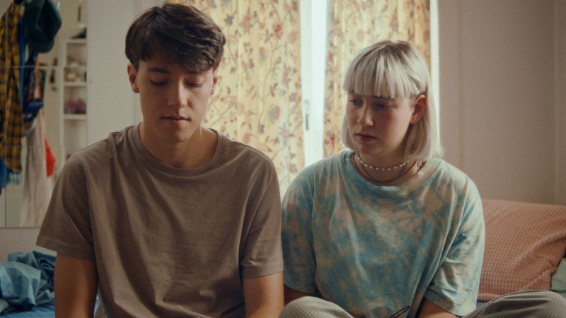 Theo: A Conversation With Honesty (Theo: Eine Konversation mit der ...